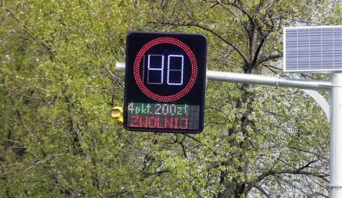 Radarowe tablice prędkości mogą pojawić się w pow. łęczyckim i łowickim ...