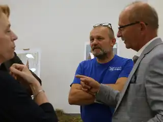 Legnicka Fundacja GUGALI zaprosiła na uroczysty wernisaż wystawy ...