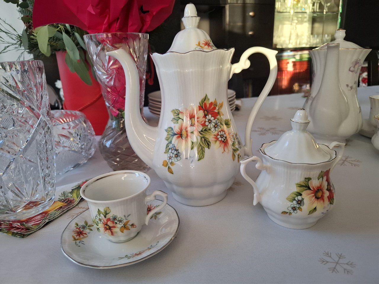 Porcelana PRL: lata 50., 60., 70., 80. | Express Bydgoski