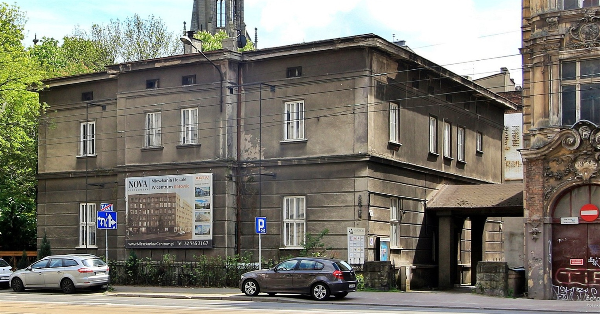 Zabytkowa willa w Katowicach popada w ruinę. Przez ponad 50 lat tętniła ...