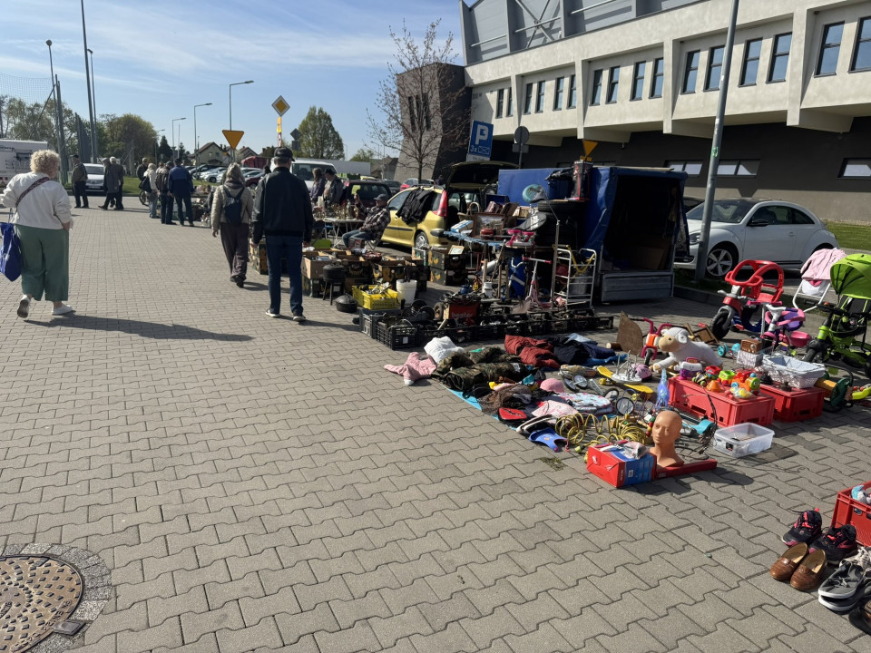 Tak wygląda największy pchli targ w tej części Polski | Nowa Trybuna ...