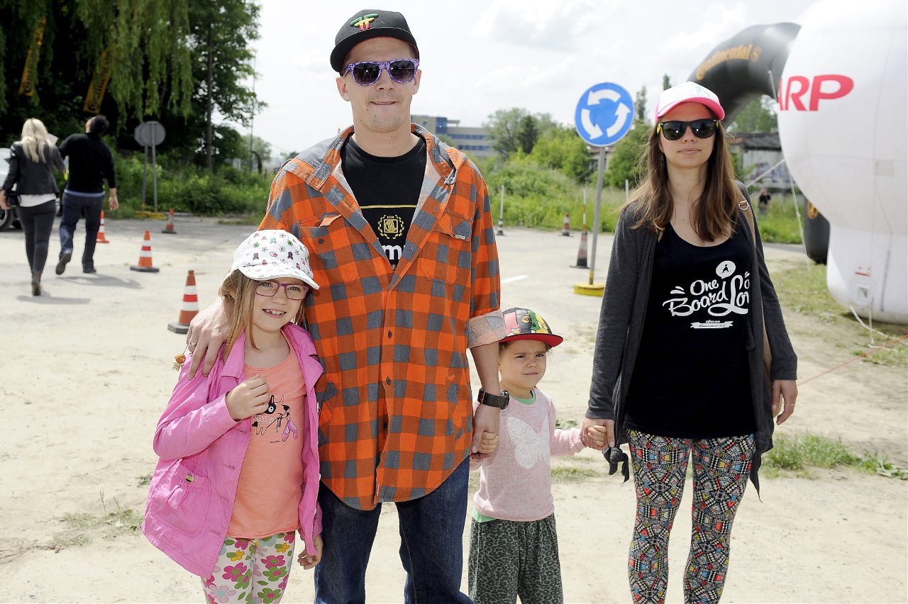 Bartosz Obuchowicz, czyli Tomek z "Na dobre i na złe", ma trzy córki ...