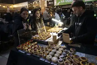 Krakowski Nocny Targ, czyli na wyżerkę i zakupy ciemną nocą. Przy ...