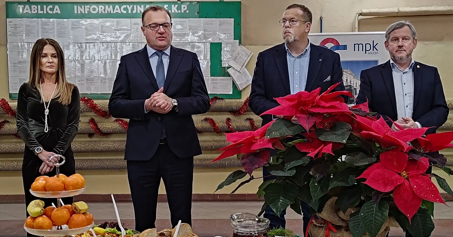 Spotkanie wigilijne Miejskiego Przedsiębiorstwa Komunikacji w Radomiu ...
