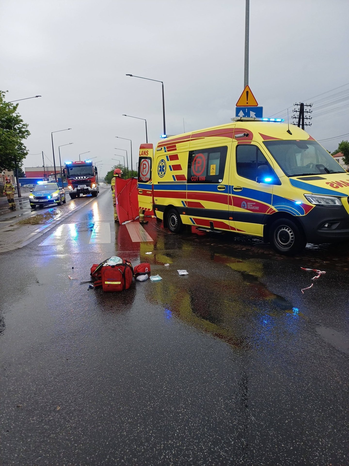 Wypadek w Grudziądzu. W jadące na hulajnodze dwie 14-latki uderzył ...