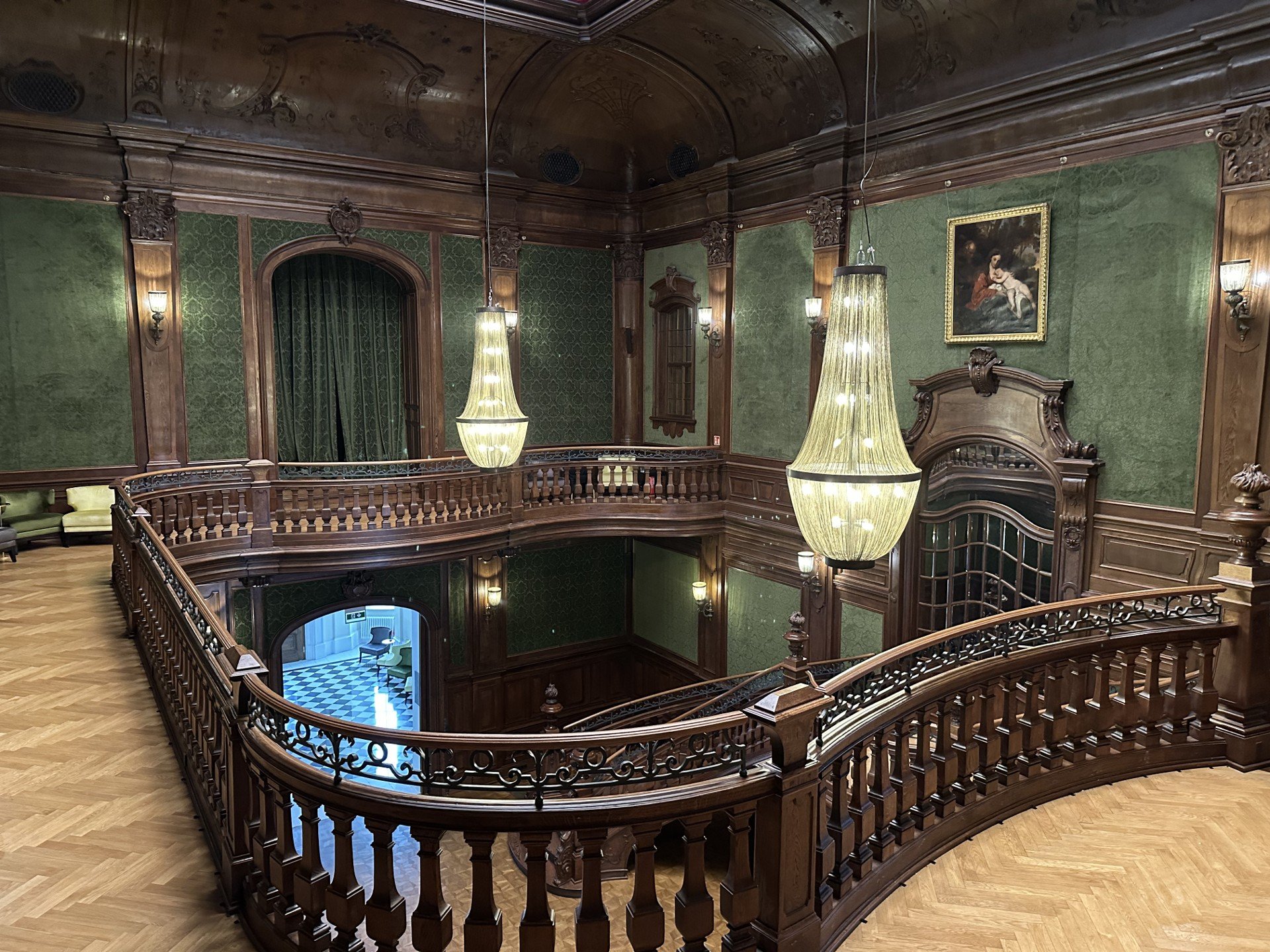 Pałac Goetz w Brzesku perełką XIX-wiecznej architektury. Tu kręcono ...