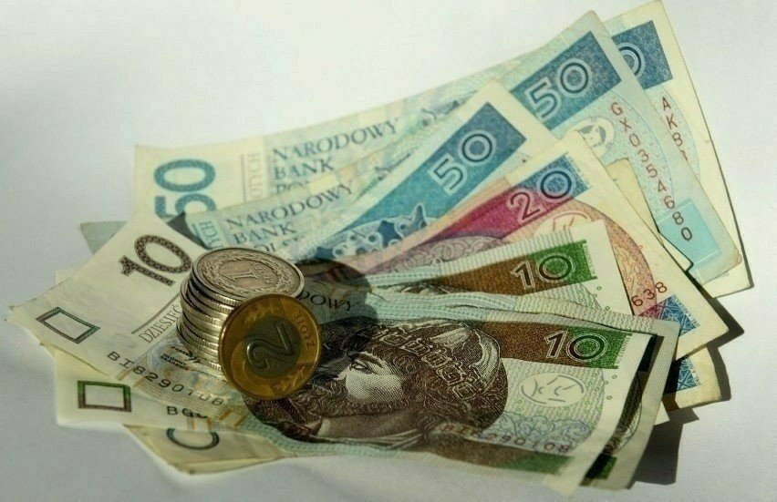 1900 zł miesięcznie od ZUS! Jeden warunek. Wystarczy jedna z tych ...