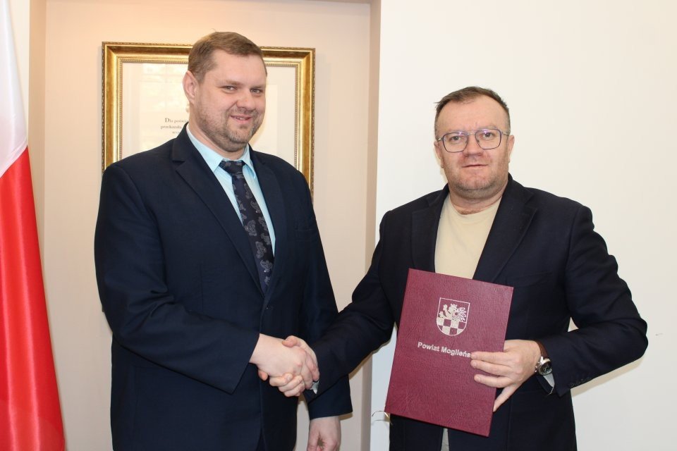 Szpital w Mogilnie ma nowego dyrektora. Został nim Sebastian Jankiewicz ...