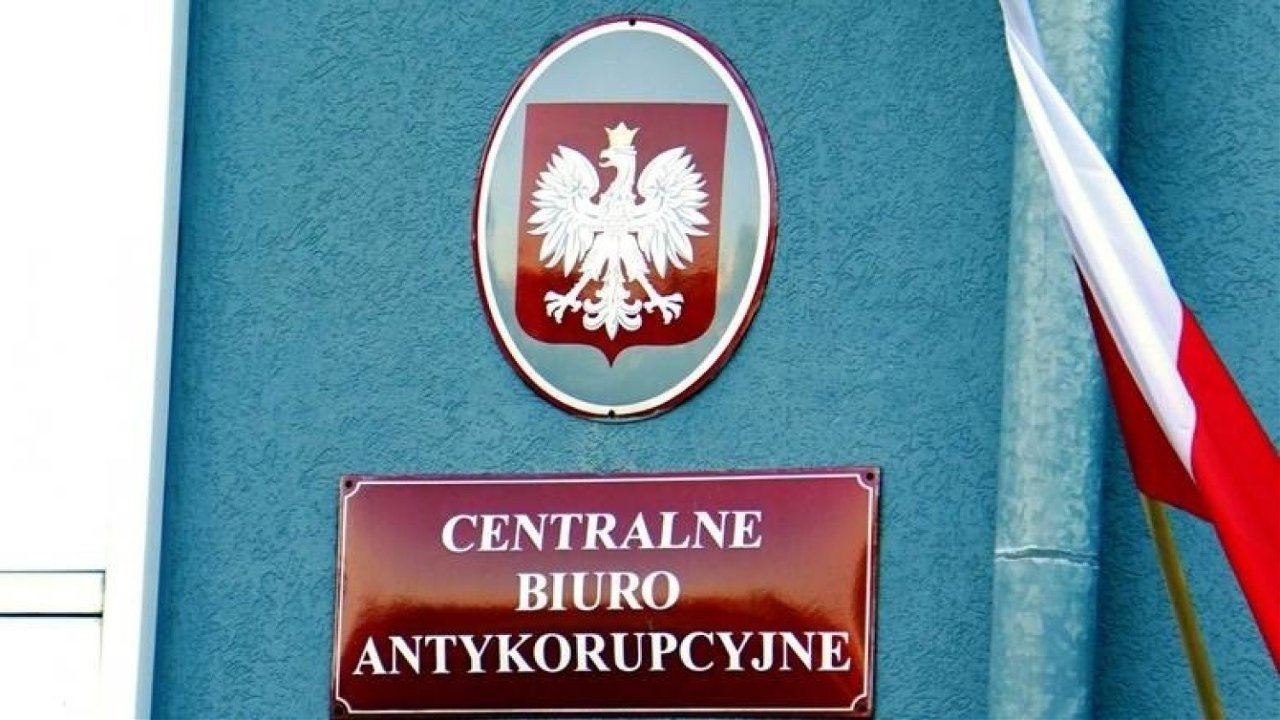 Ogólnopolska akcja CBA. Pięć kobiet zatrzymanych ws. oszustw ...
