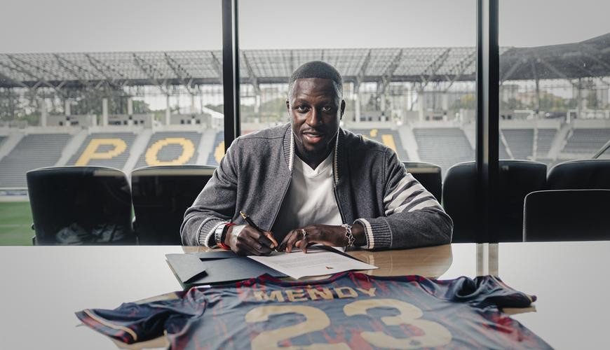 Od mistrza świata przez salę sądową do Ekstraklasy. Benjamin Mendy w ...
