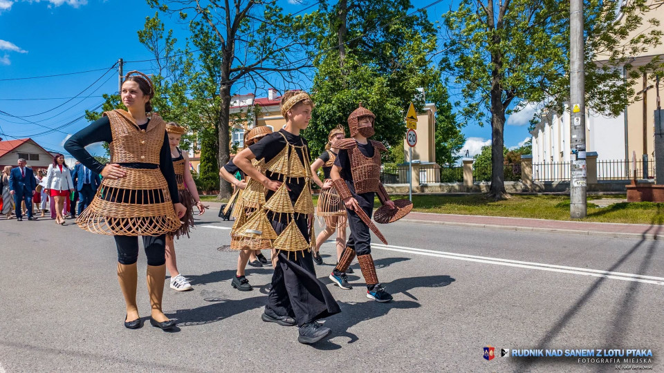 Wiklina 2026 w Rudniku nad Sanem. Tłumy na koncertach Enej, Baciarów i ...