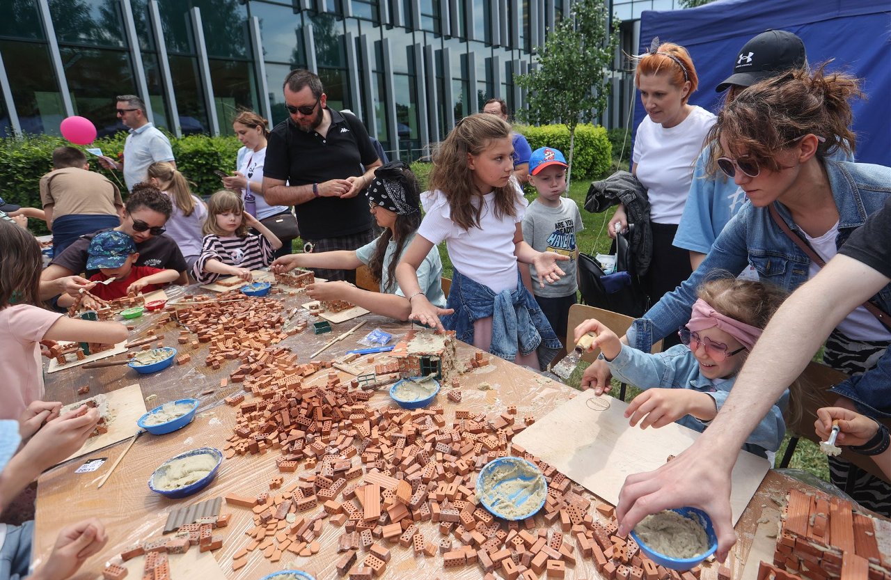 Moc Odkrywców - niesamowity piknik naukowy w Rzeszowie. Zobacz zdjęcia ...