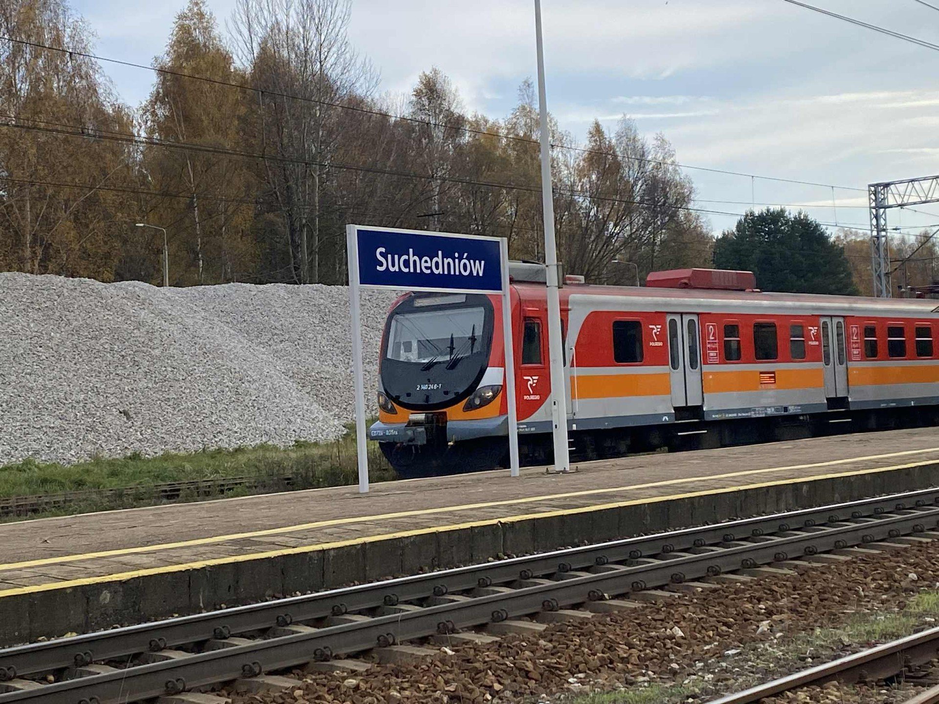 Suchedniów wykluczony. Pociągi pospieszne już nie będą się tam ...
