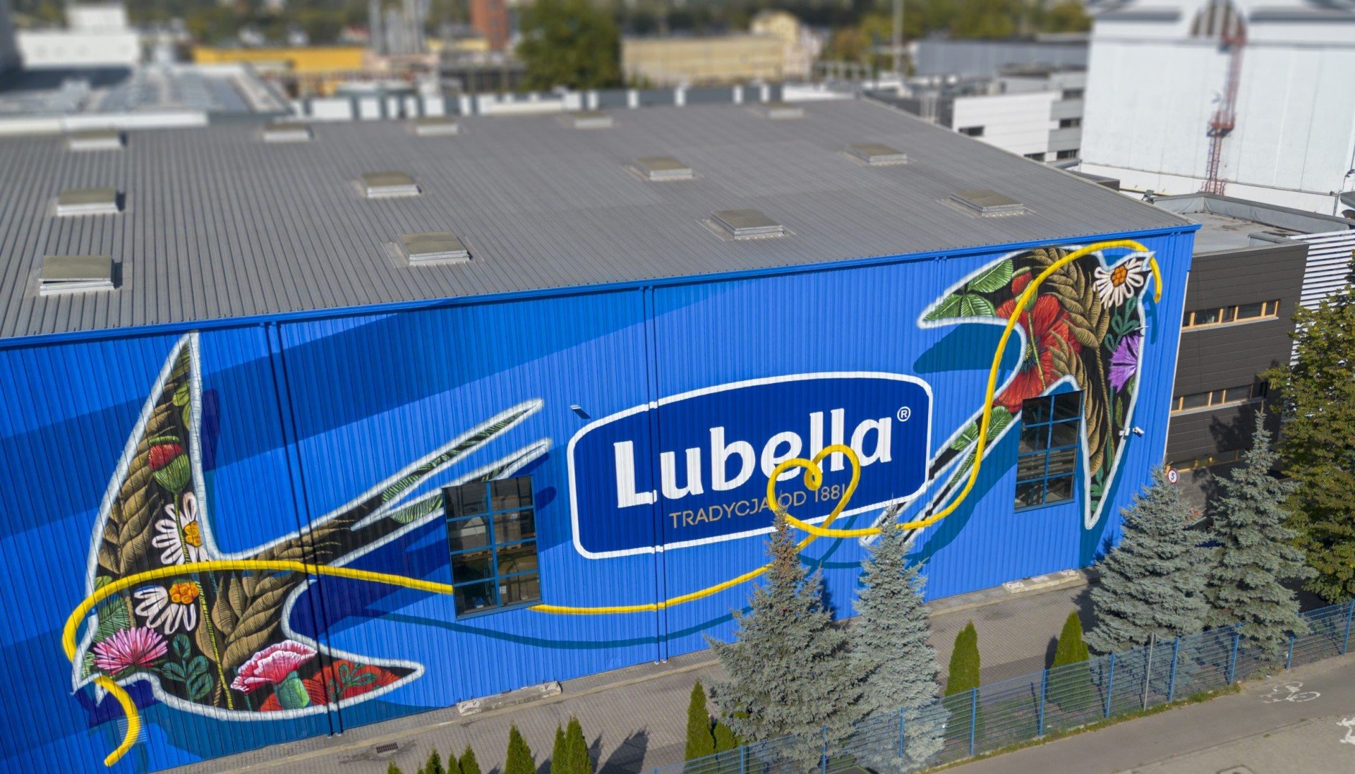 Kolory tradycji i smaku. Nowy mural ozdobił zakład Lubelli w Lublinie ...