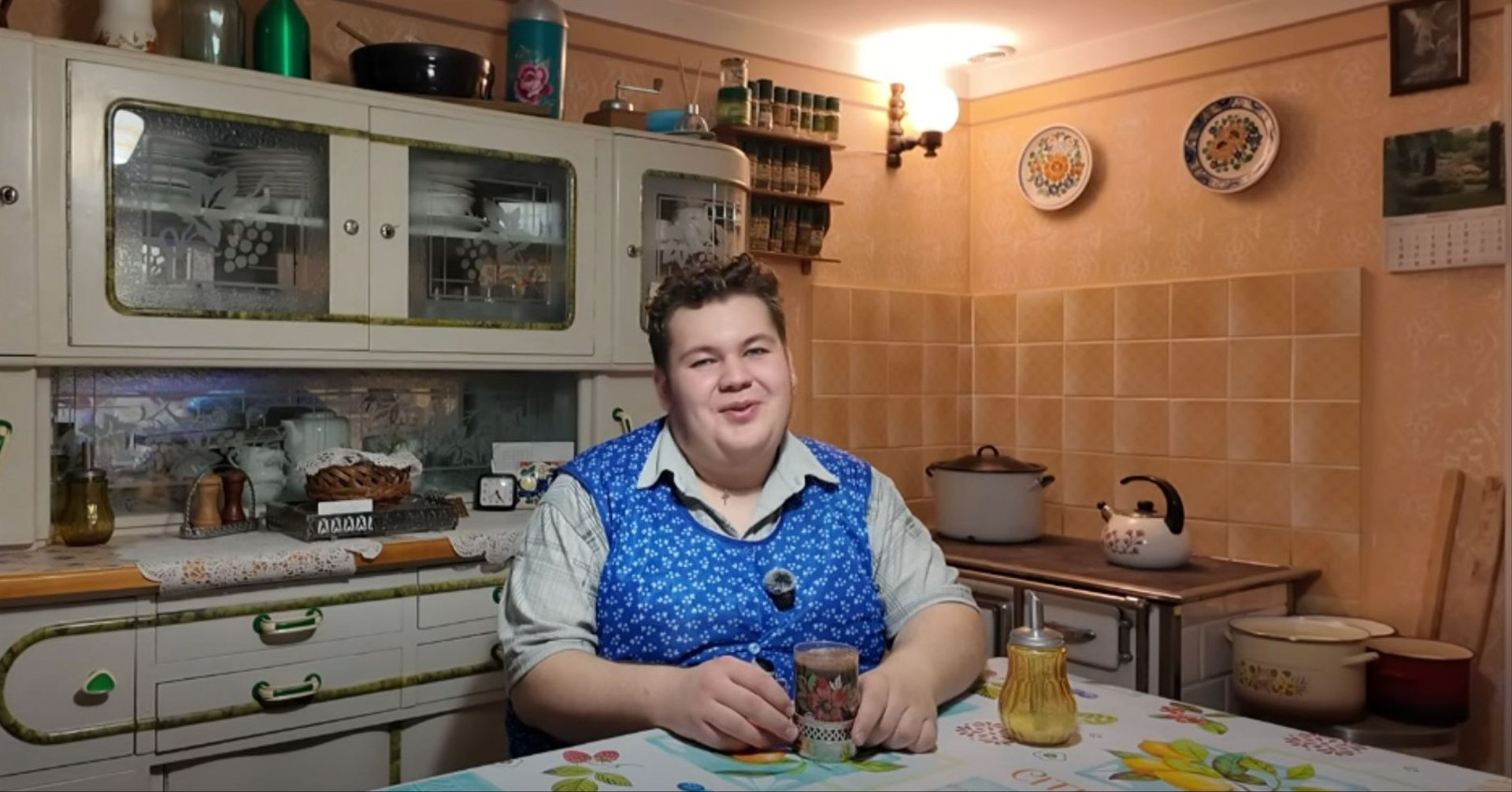 Pan Babcia ze Śląska podbija internet. Bez pieca kaflowego nie ma życia ...