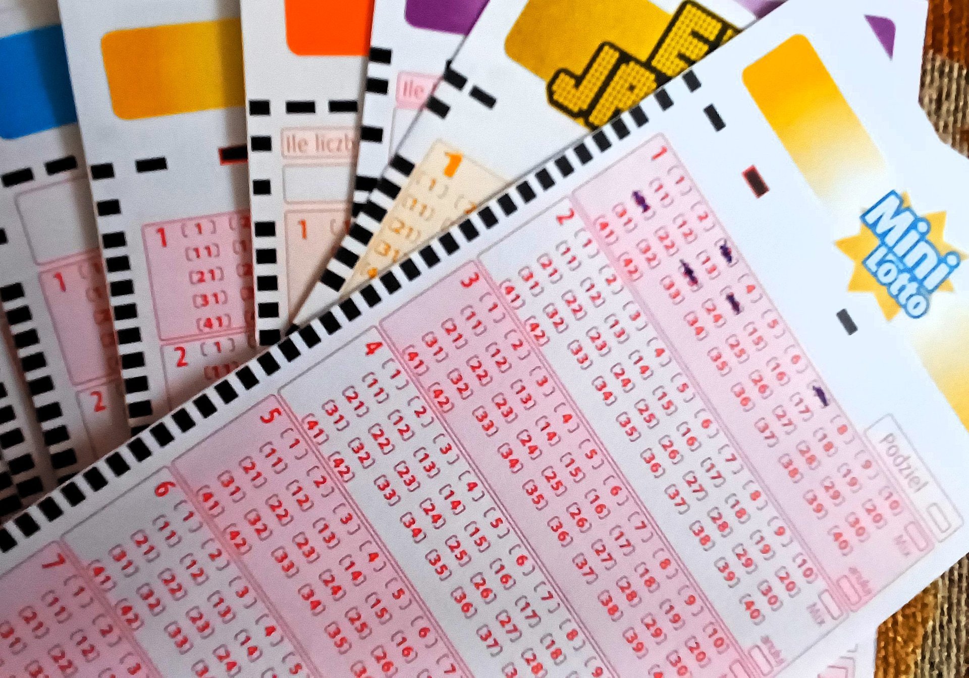 Lotto 09.03.2026. Losowania Mini Lotto, Multi Multi, Kaskada, Ekstra ...