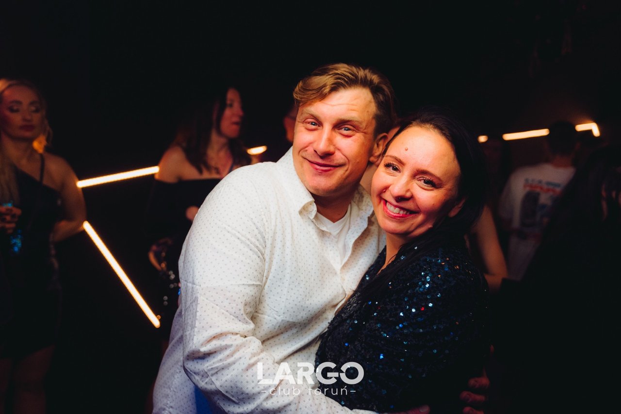 Sylwester 2025 w Largo Club Toruń. To była noc pełna tańca i muzyki w ...