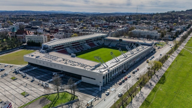 Afera z koszulką Ronaldinho na Cracovii. Klub nabiera wody w usta ...