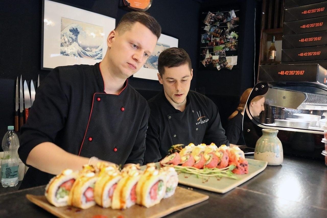Najlepsze restauracje z dowozem w Łodzi. Nagrody Pyszne.pl Awards 2024 ...