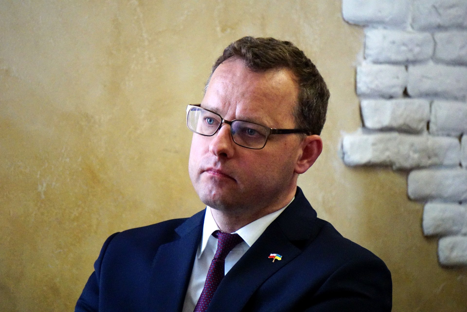 Portfele posłów z woj. lubelskiego. Romanowski ma oszczędności w ...