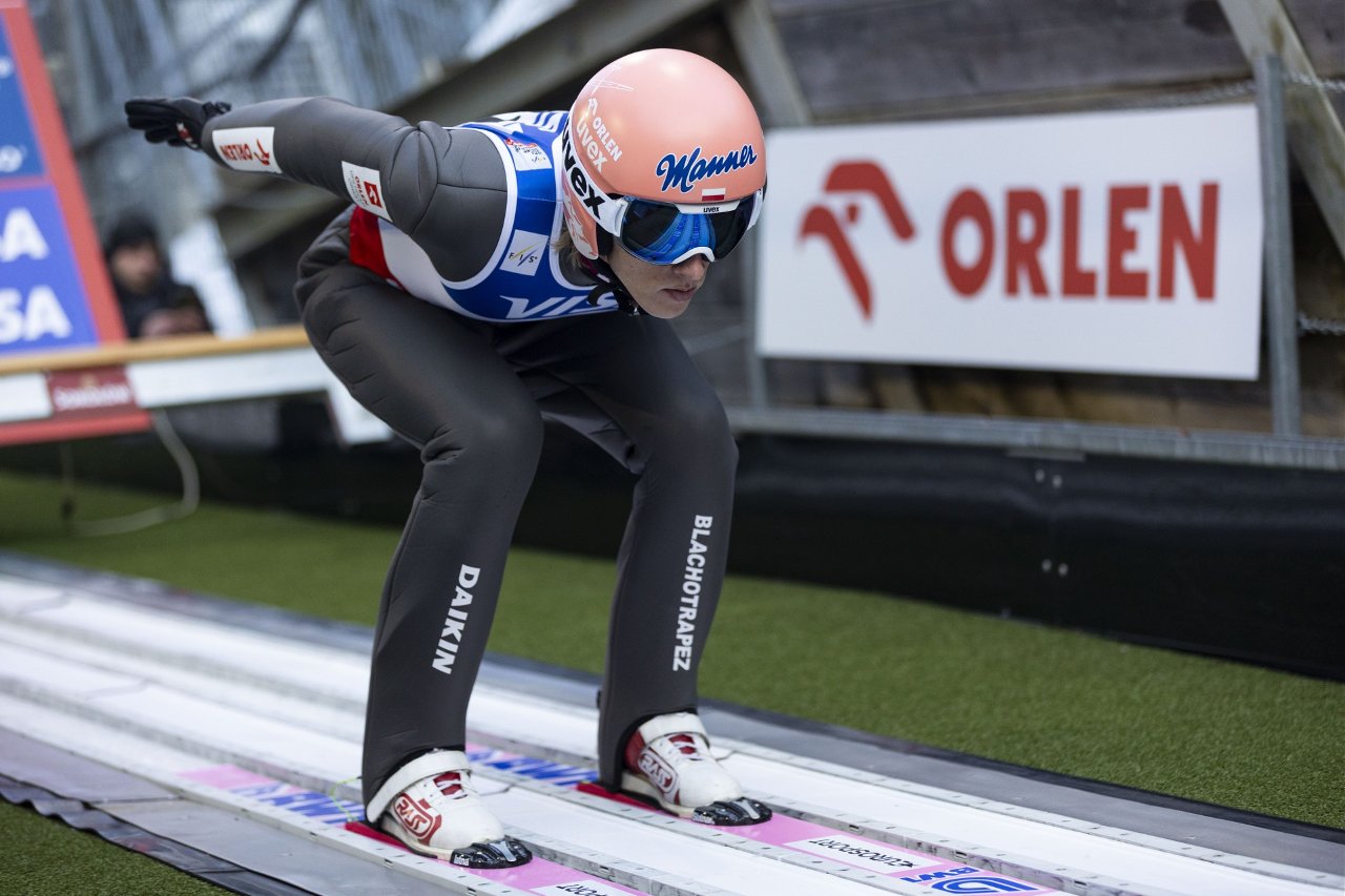 Skoki narciarskie. Lillehammer na żywo 23.11.2025 r. Wyniki, relacja ...