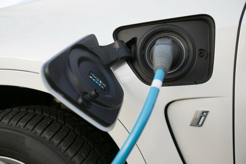 Elektromobilność na zakręcie? Tak wygląda rynek flotowy w Polsce ...