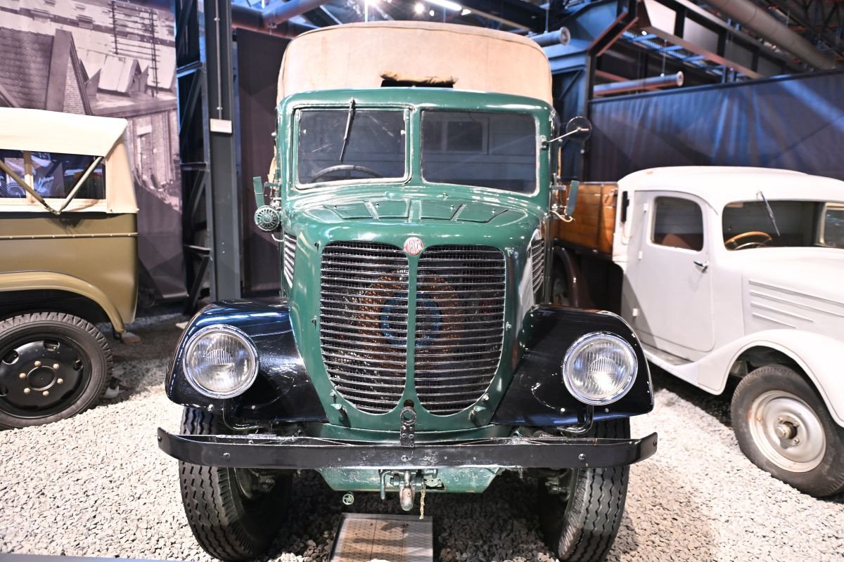Porsche to Tatra? Jak inżynier z Czech wpłynął na historię światowej ...