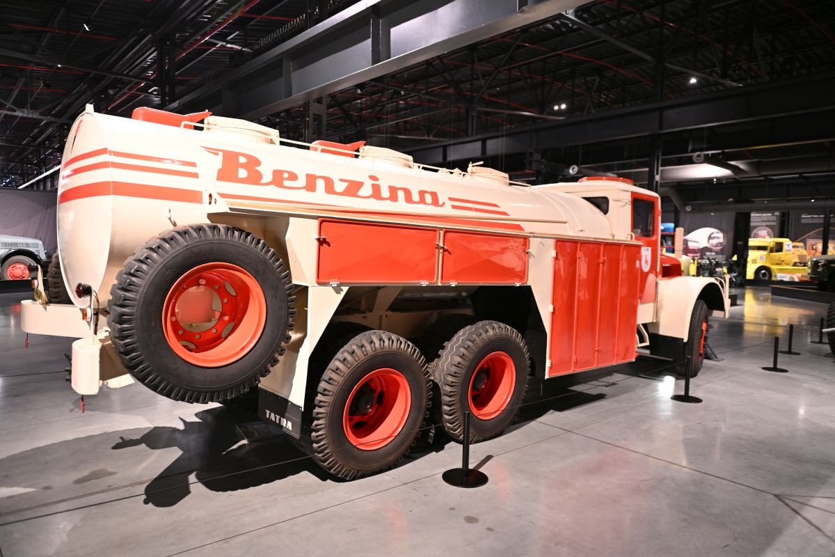 Porsche to Tatra? Jak inżynier z Czech wpłynął na historię światowej ...