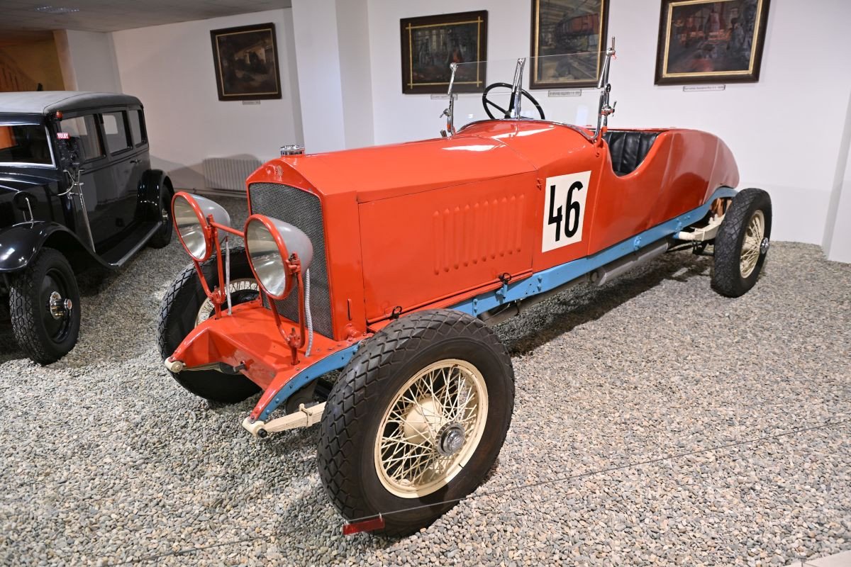 Porsche to Tatra? Jak inżynier z Czech wpłynął na historię światowej ...