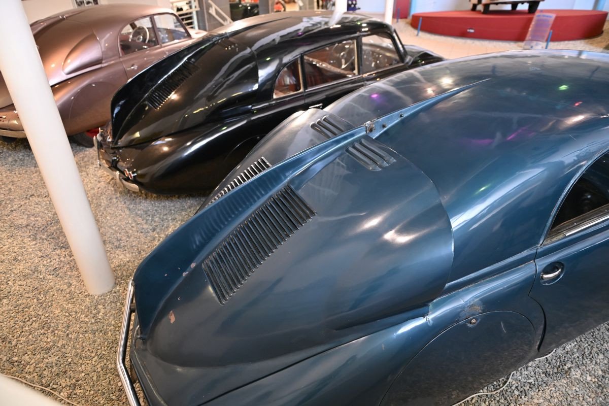 Porsche to Tatra? Jak inżynier z Czech wpłynął na historię światowej ...