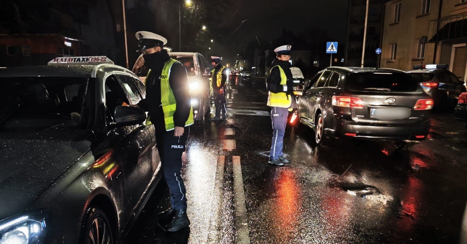 Pijani na drogach w Koszalinie. Rekordzista wydmuchał blisko 3 promile ...