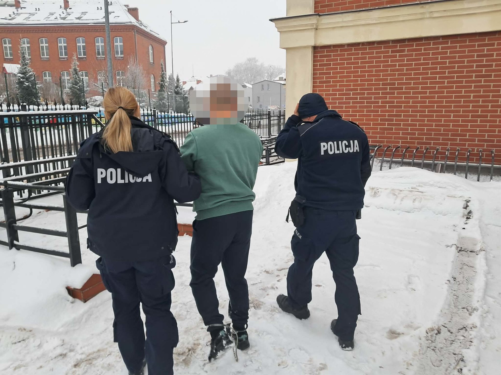 Pierwsze zarzuty po bójce w hali przy szkole PZS nr 2 Budowlanka w ...