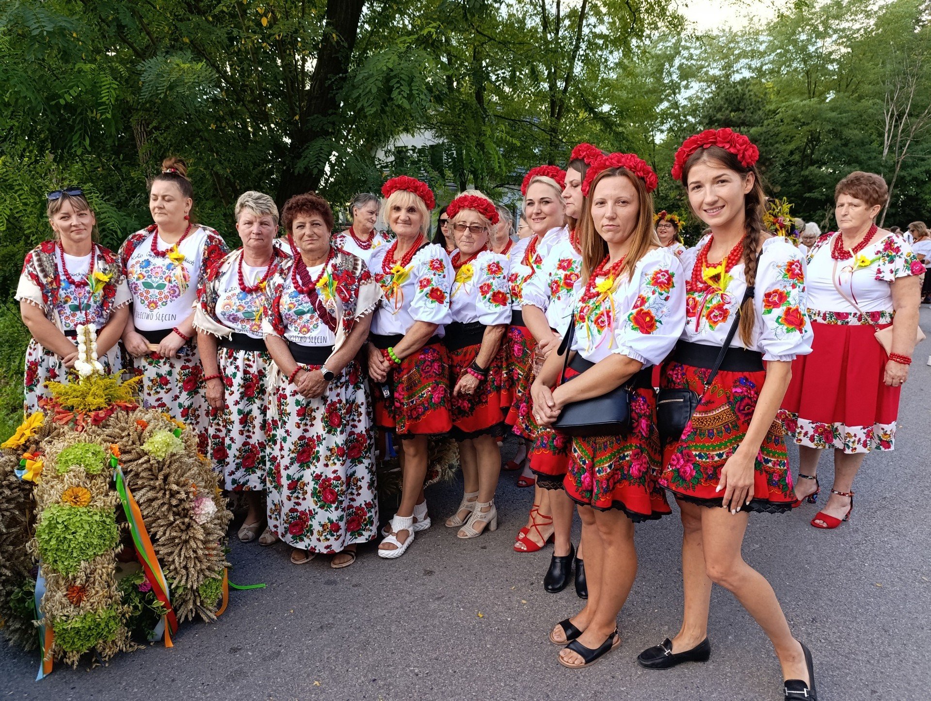 Dożynki Gminy Nagłowice 2025 hucznie świętowano w Cierno-Żabieńcu ...