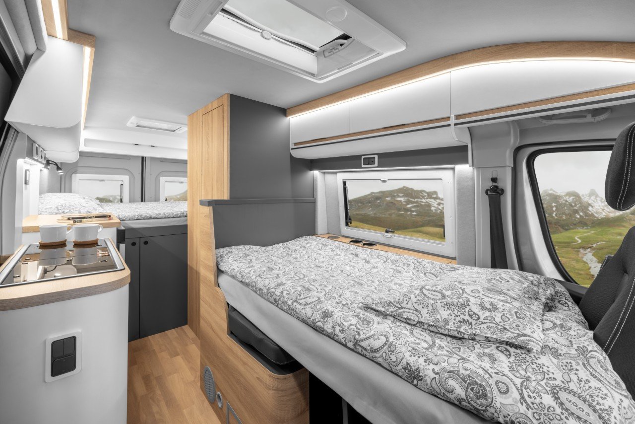 Przedpremierowy pokaz Toyoty PROACE MAX Tanuki na Camper Caravan Show ...