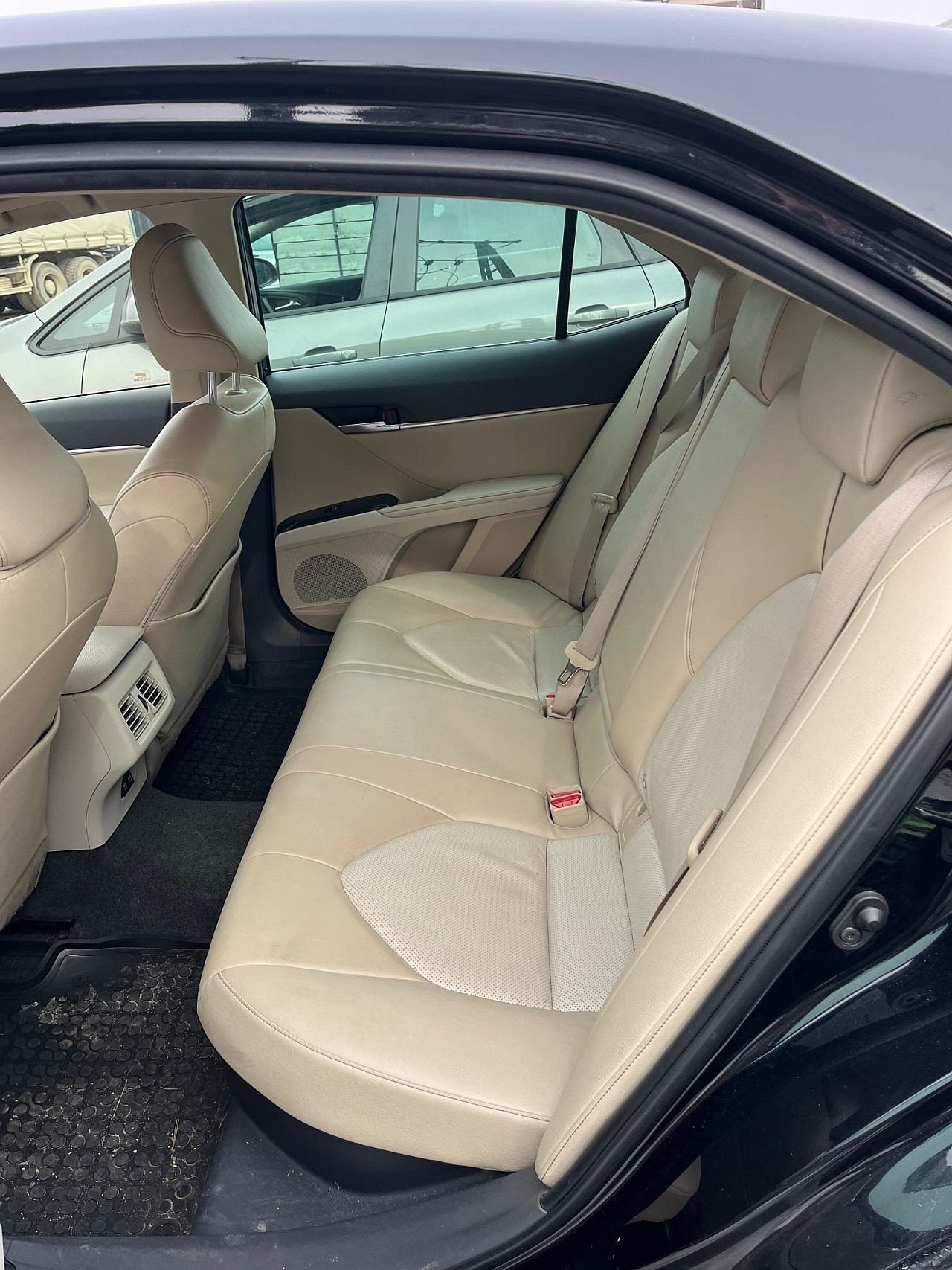 Toyota Camry - 75 000 zł | Kurier Poranny