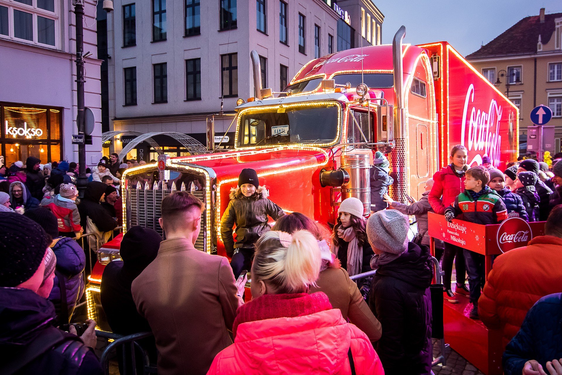 Świąteczne ciężarówki Coca-Cola na Dolnym Śląsku. Znamy lokalizacje ...