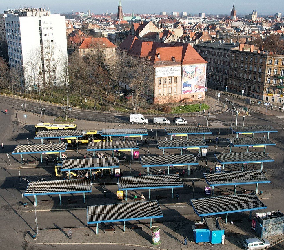 Bytom w końcu przebuduje stary dworzec autobusowy. Nowoczesne centrum ...