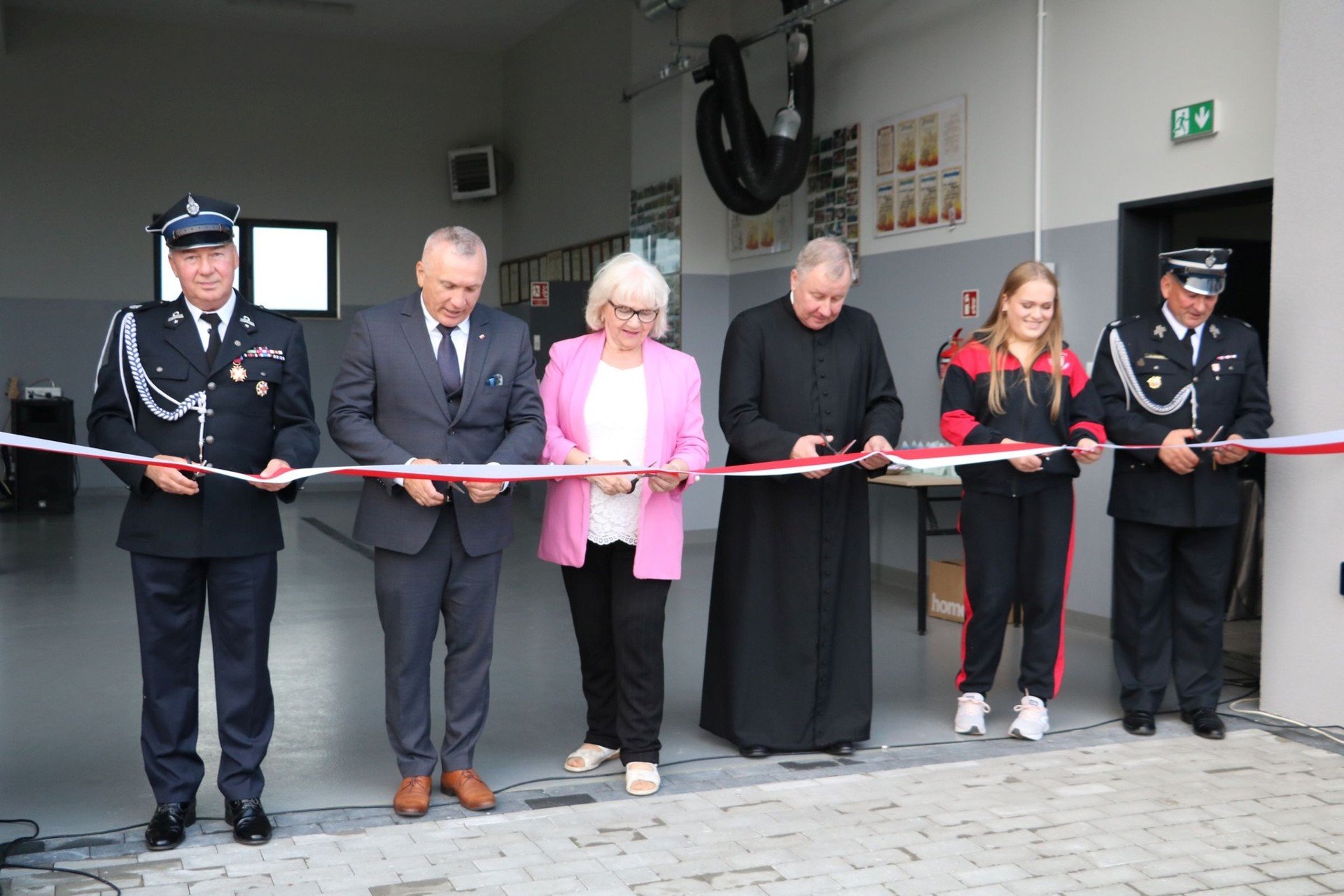 Nowa remiza i sztandar dla Ochotniczej Straży Pożarnej z Rzeczycy ...