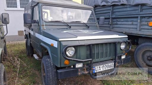 Agencja Mienia Wojskowego sprzedaje ciężarówki i terenówki. W ofercie ...