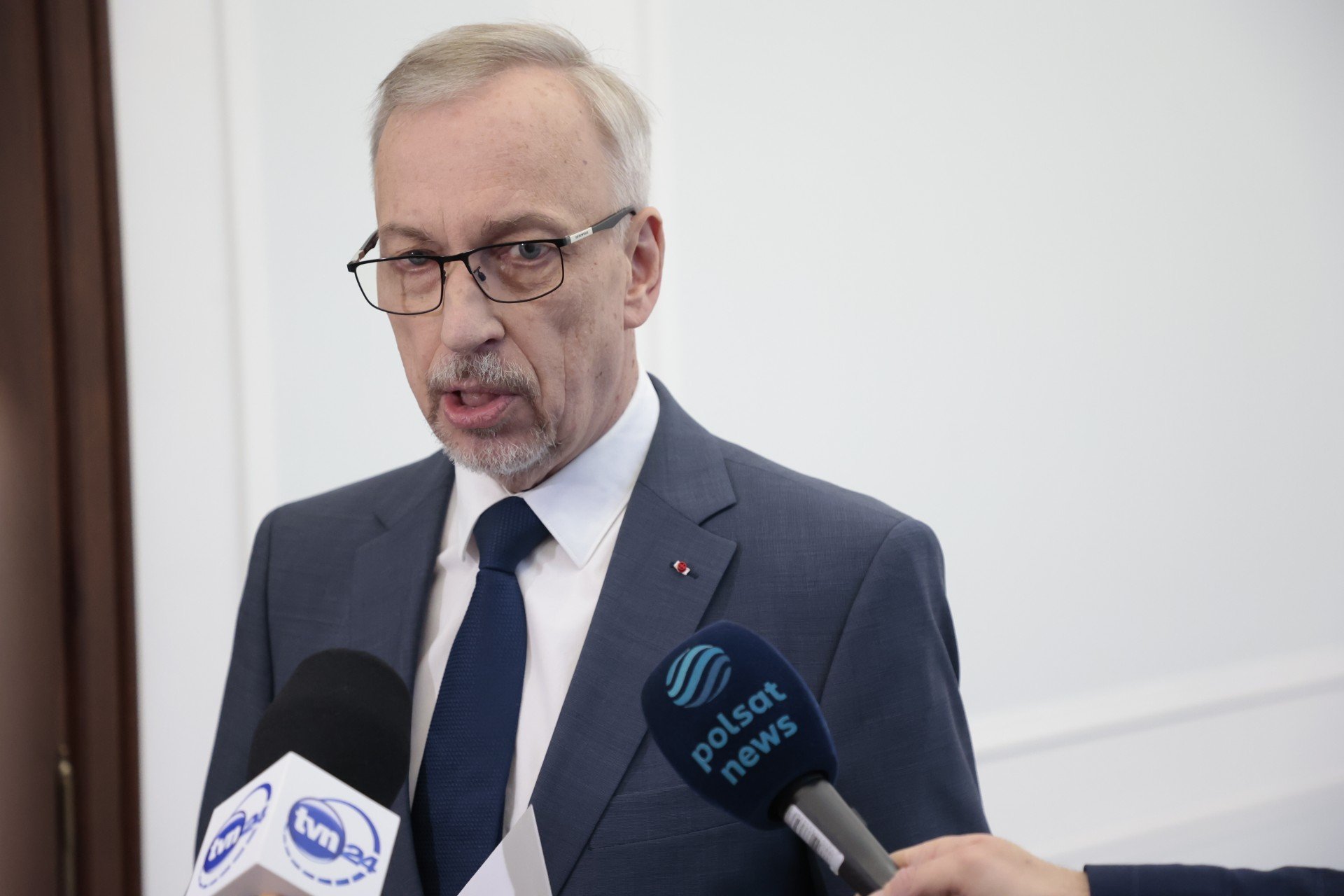 Rafał Trzaskowski wygrał prawybory w KO. Zdrojewski: Wspierałem ...