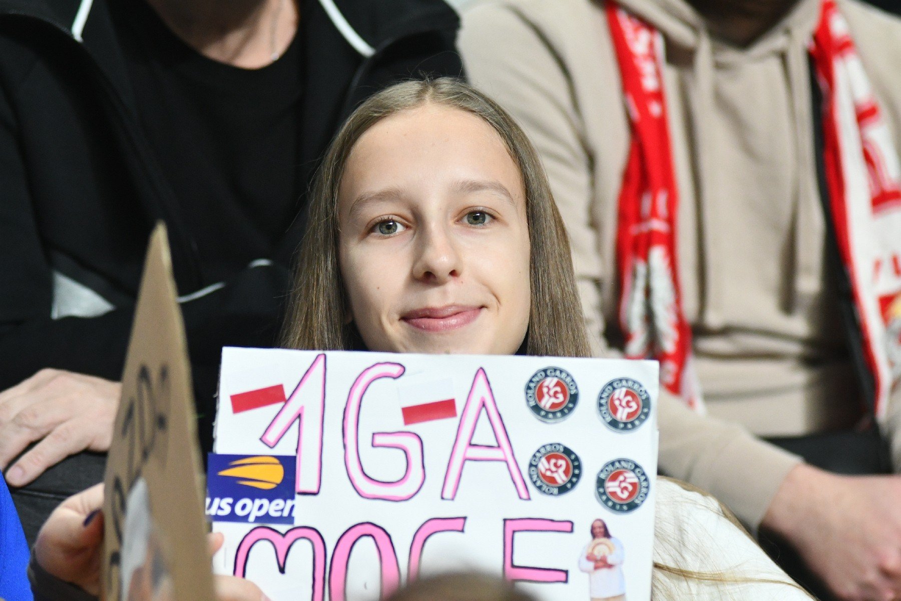 „Iga, jesteś legendą” krzyczeli kibice. Tak dopingowali Świątek w ...